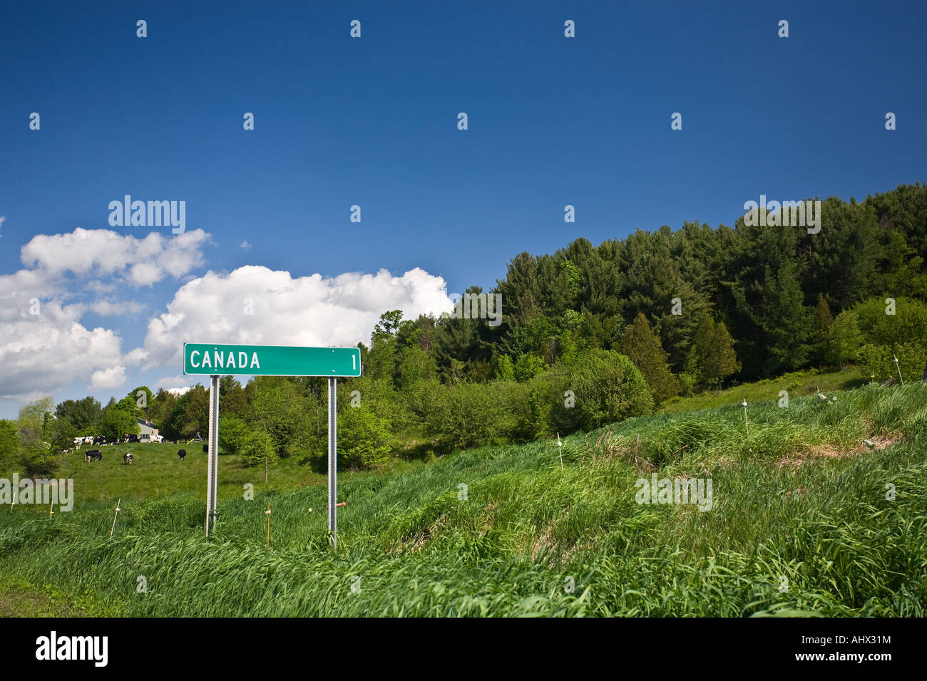 Vermont canada border hi-res stock photography and images - Alamy