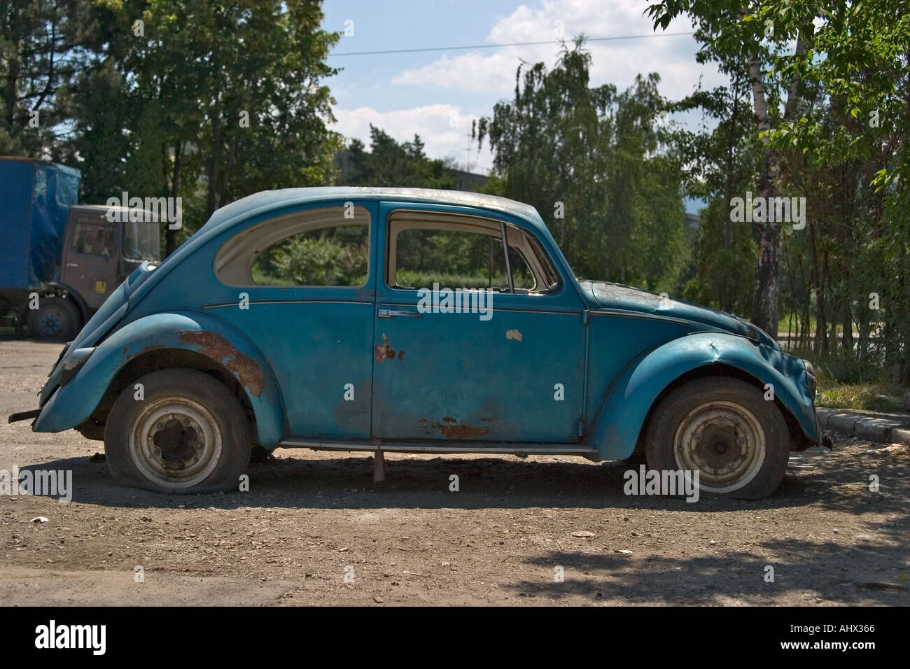 junked car Automobil old rusted abandoned in Brasov summer in Romania ...