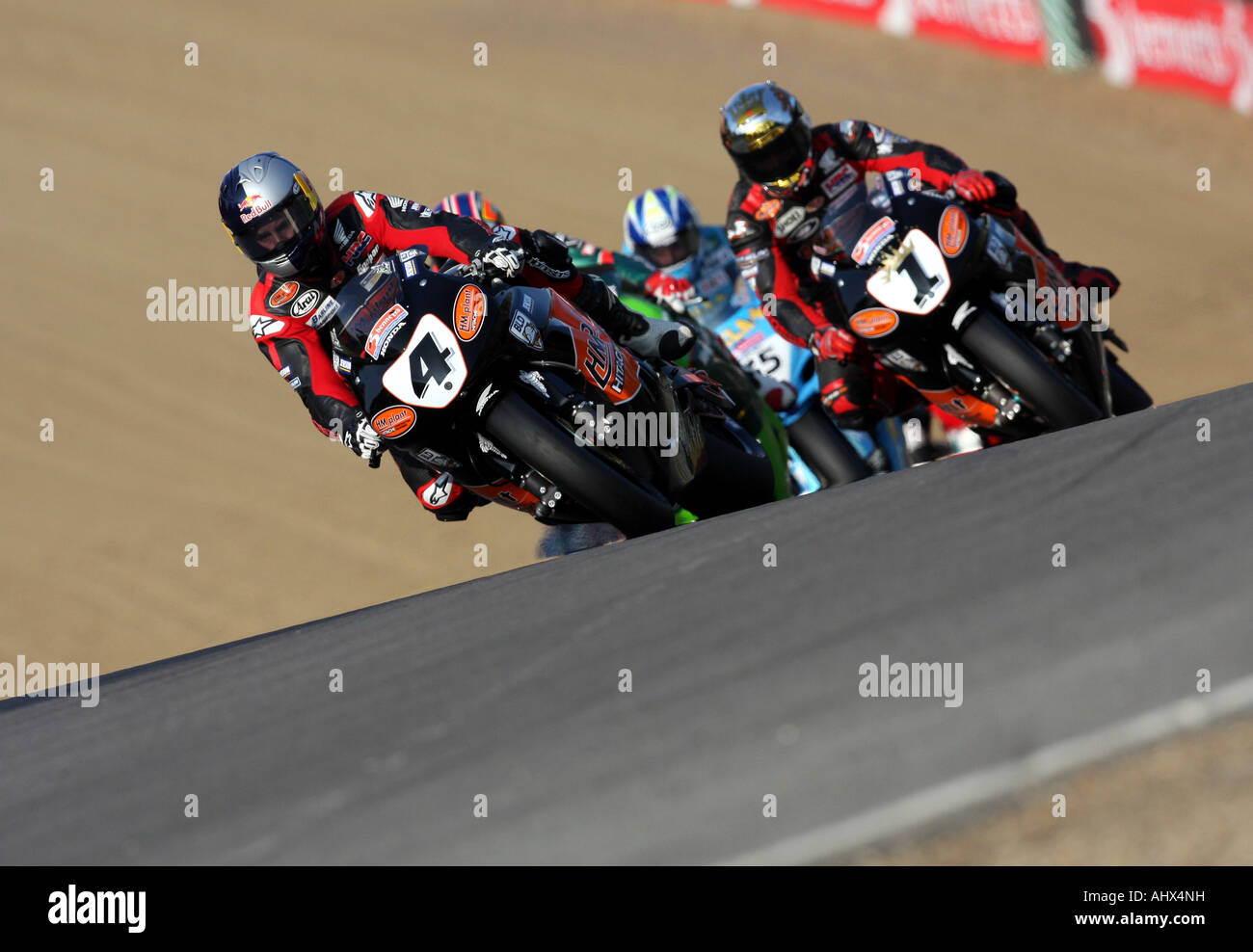 bsb 2007 racing action at brands hatch two hrc rider rea and kiyonari ...