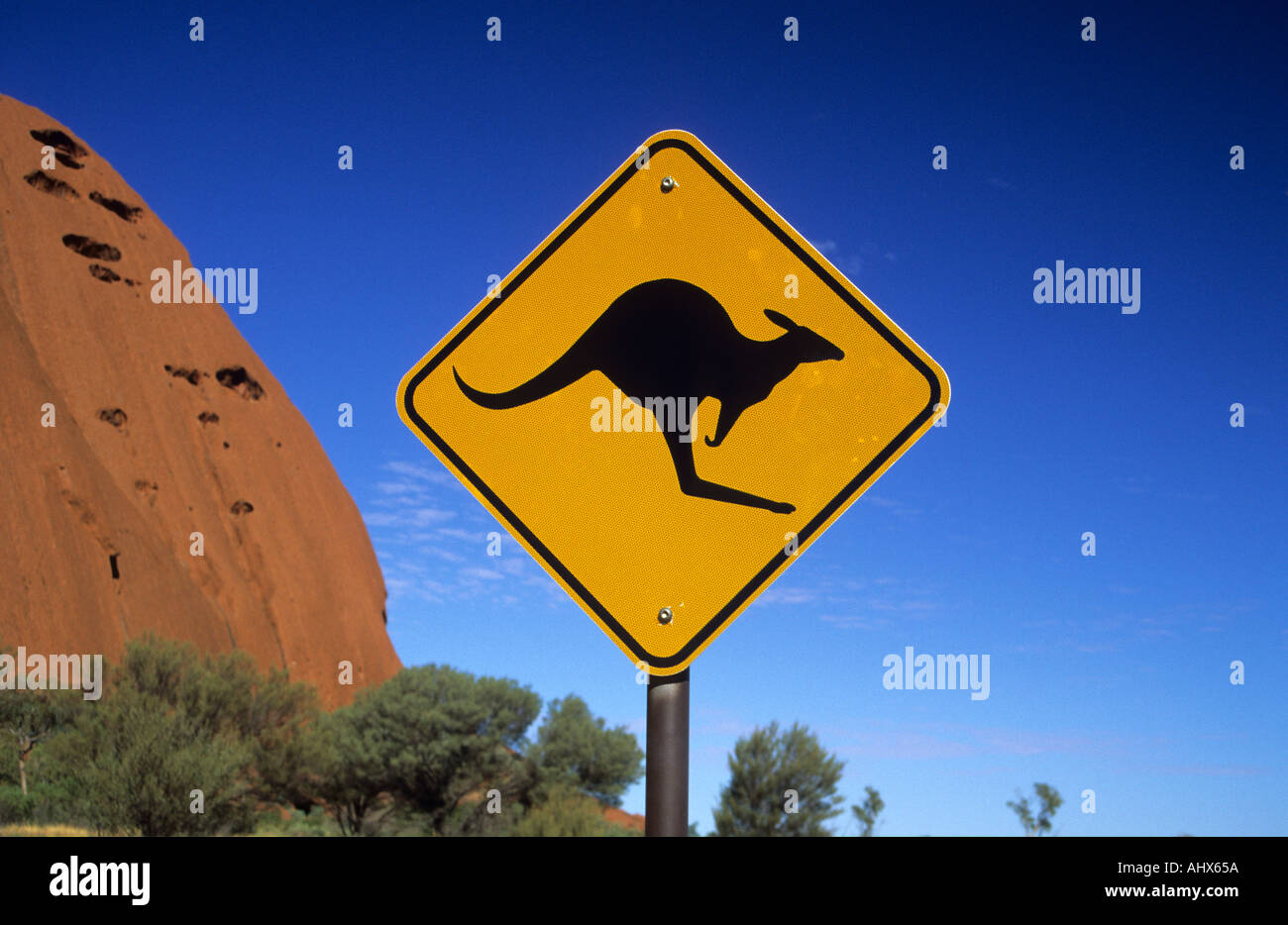 Uluru Ayers Rock Sign Stock Photos & Uluru Ayers Rock Sign Stock Images ...