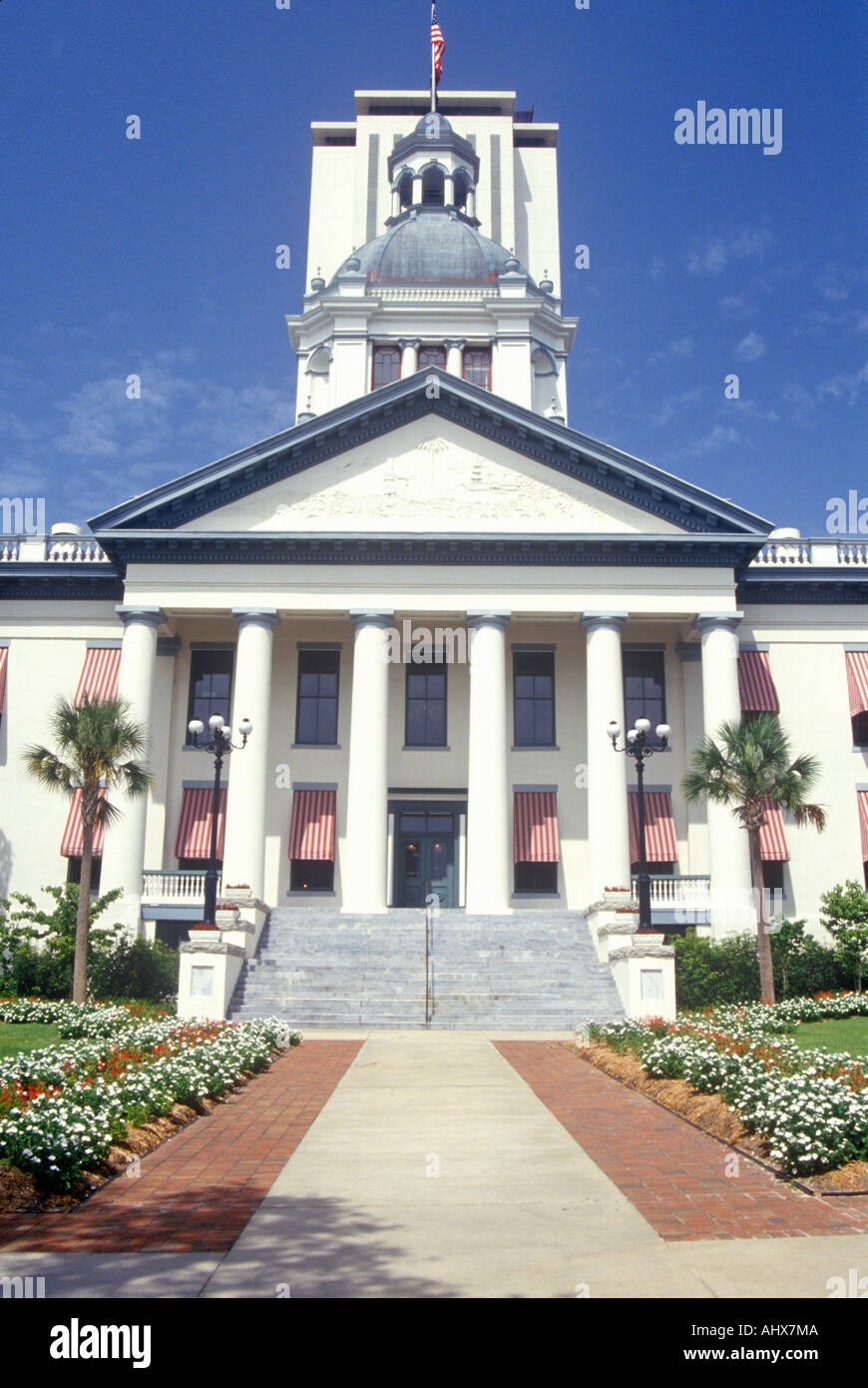 Florida state capitol dome hi-res stock photography and images - Alamy