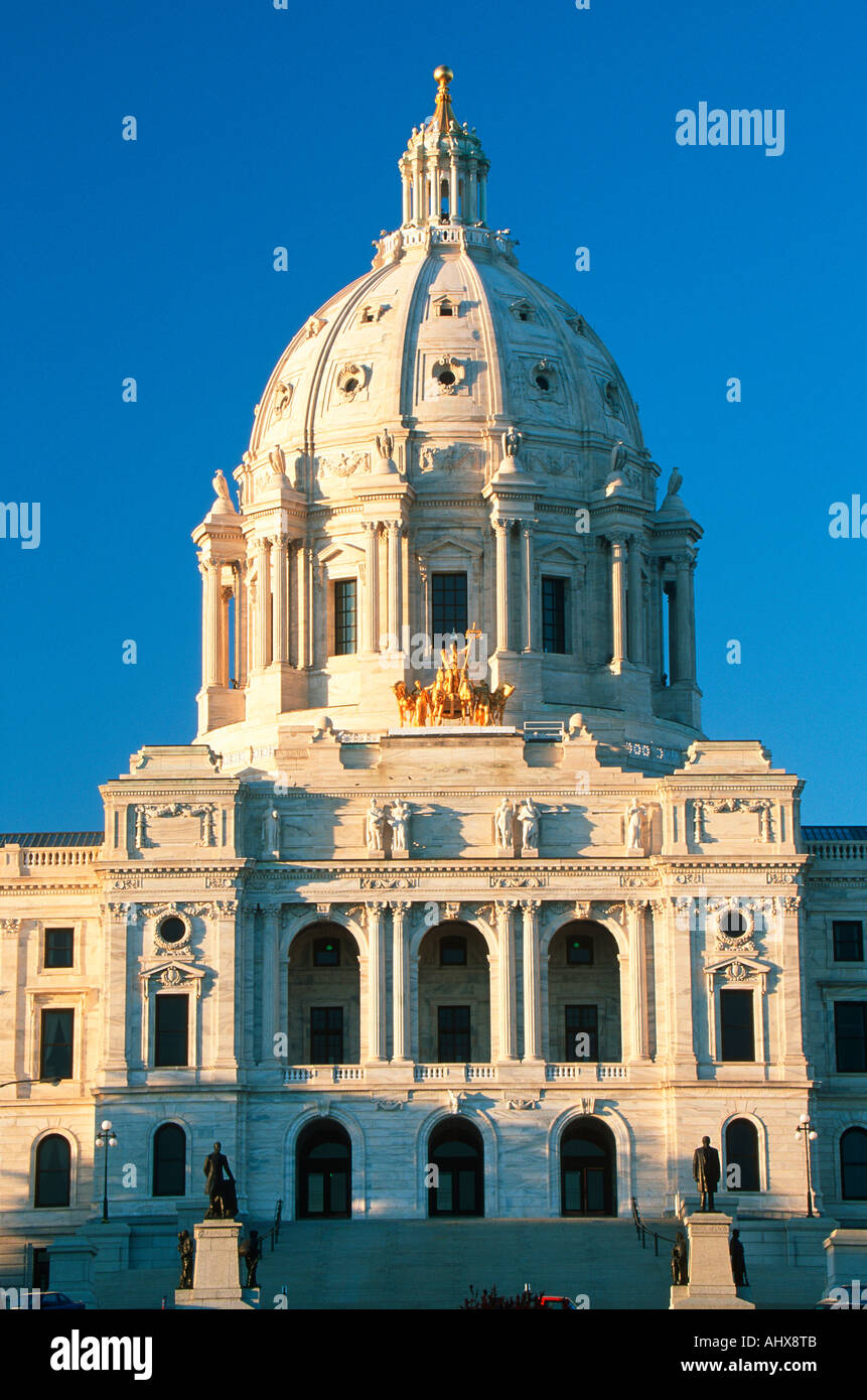 Minnesota state capitol dome hi-res stock photography and images - Alamy