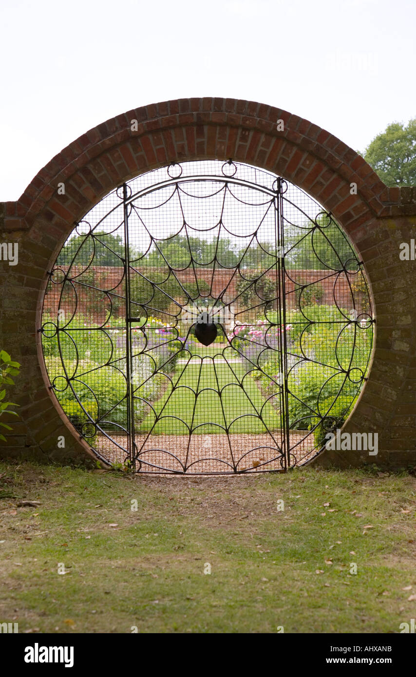 Spider web garden gate hi-res stock photography and images - Alamy