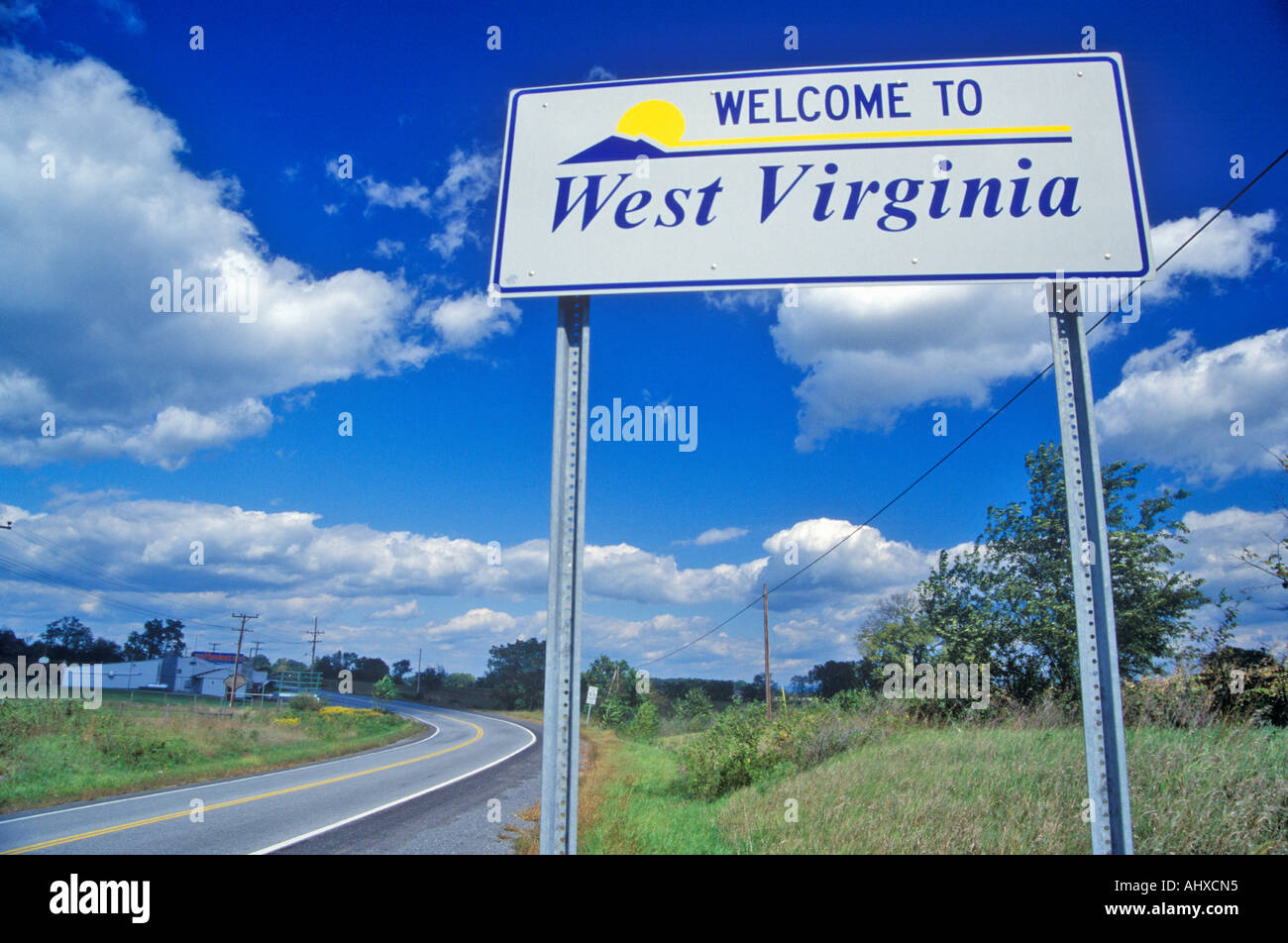 Welcome to West Virginia Sign Stock Photo - Alamy