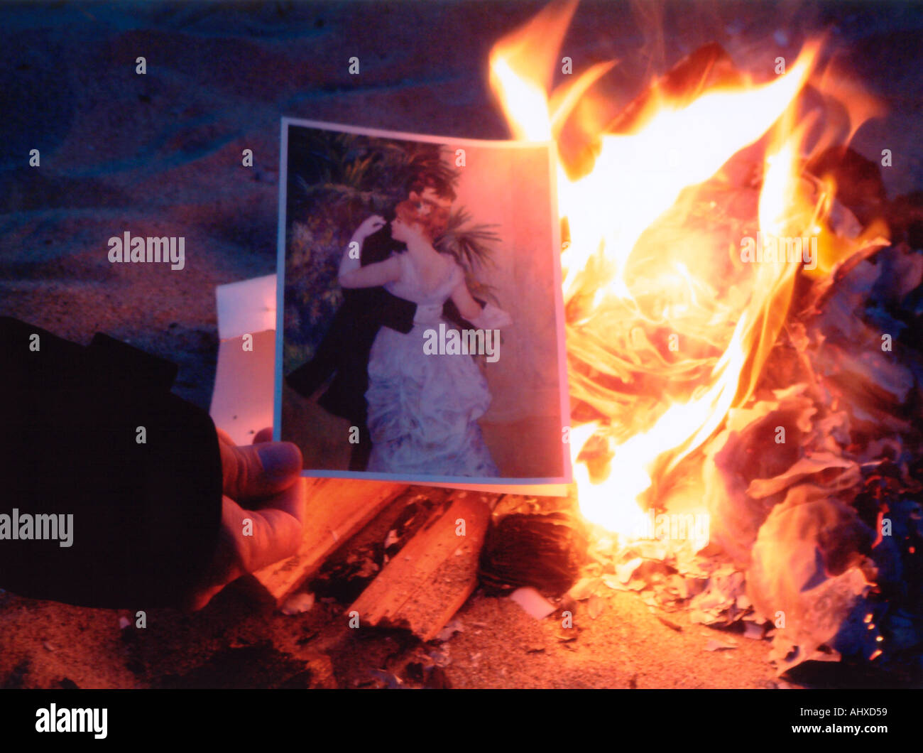 Marriage dissolution hi-res stock photography and images - Alamy