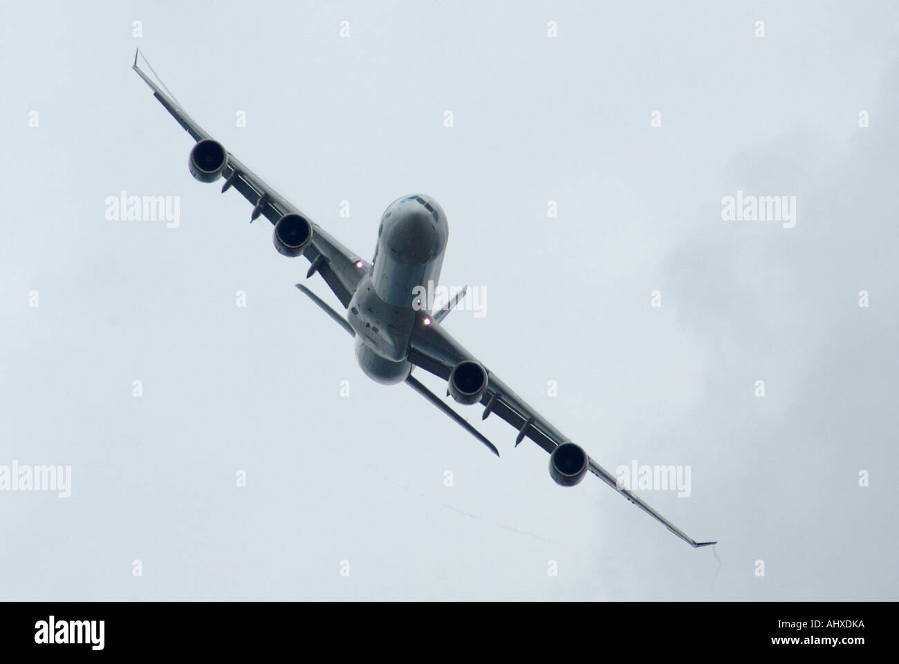 Airbus a340 600 rolls royce hi-res stock photography and images - Alamy