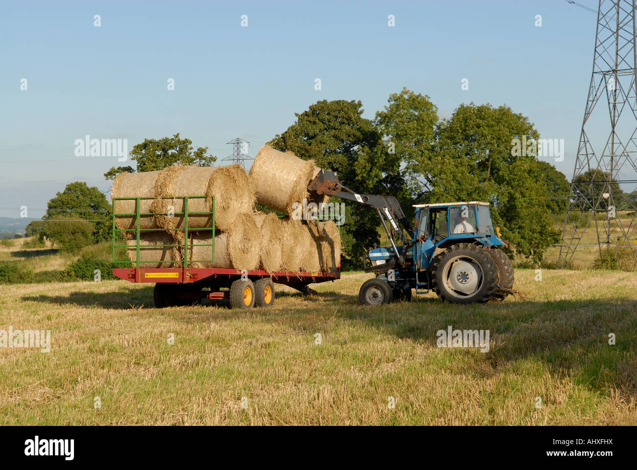 Hay making hi-res stock photography and images - Alamy