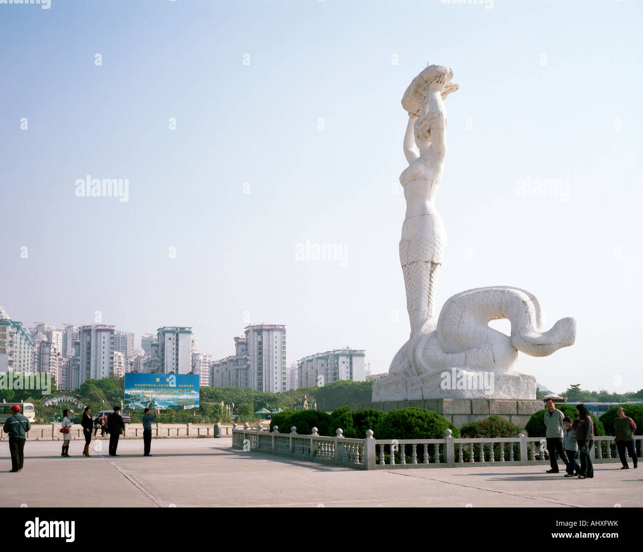 Mermaid statue in hi-res stock photography and images - Alamy