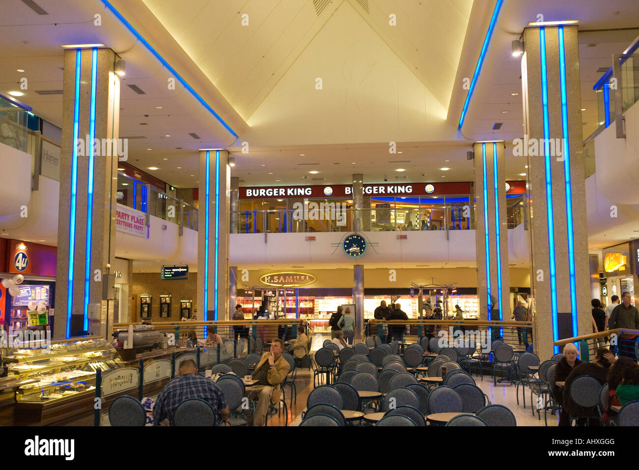 Harlow Town Centre High Resolution Stock Photography and Images - Alamy