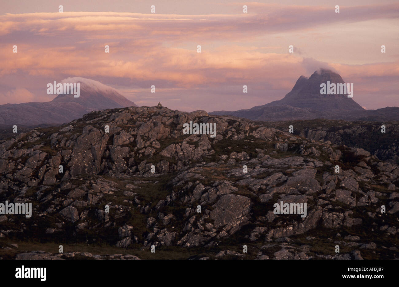 Suilven sunset hi-res stock photography and images - Alamy