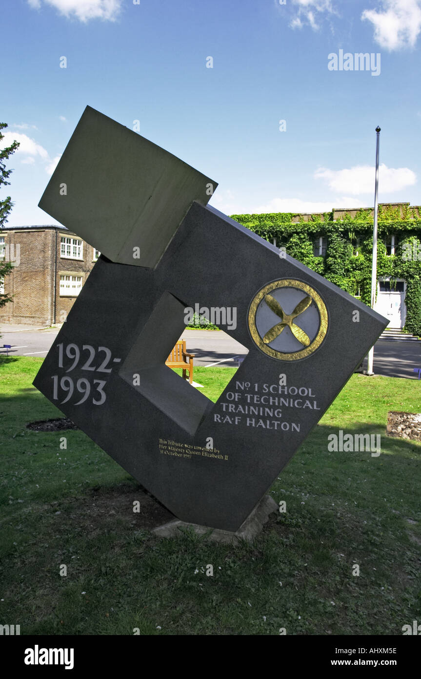 Raf halton apprentice hi-res stock photography and images - Alamy