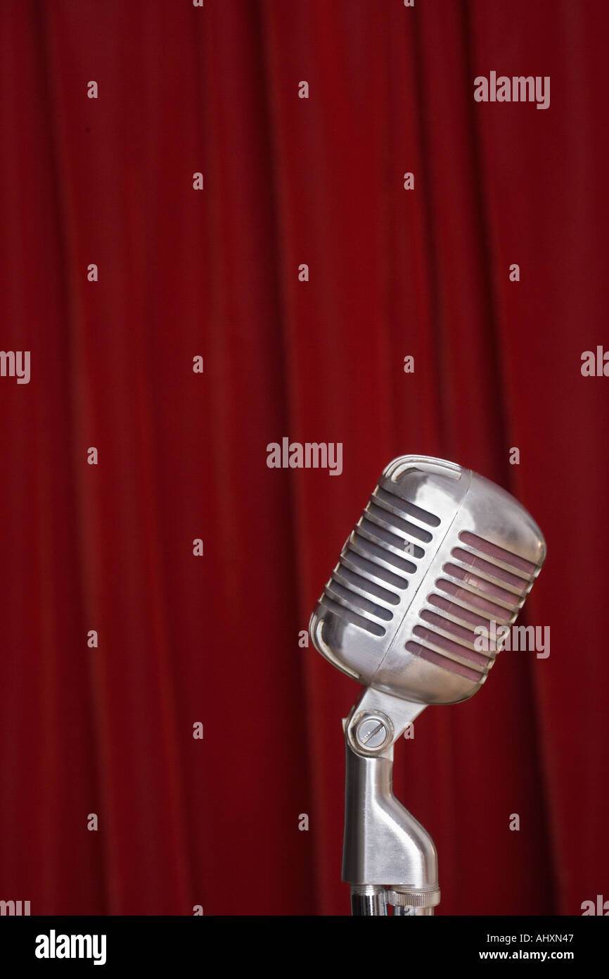 Old microphones hi-res stock photography and images - Alamy