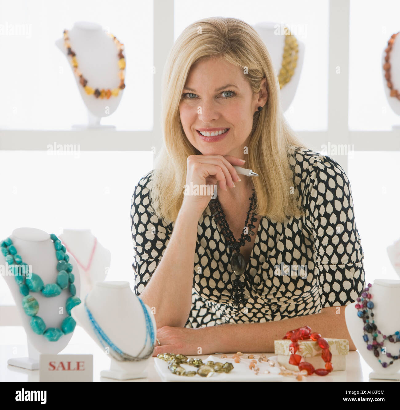 Implement store hi-res stock photography and images - Alamy