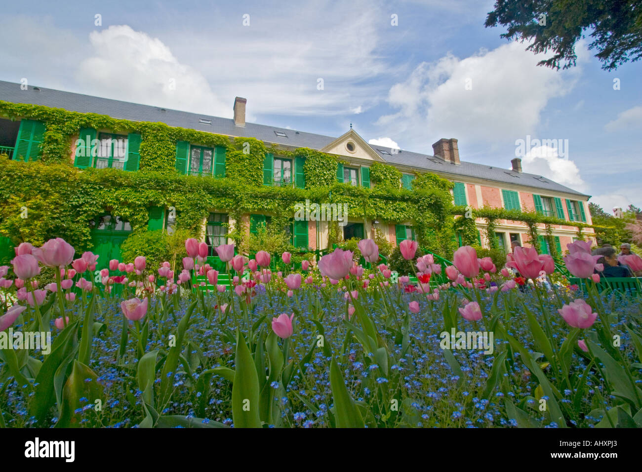 the impressionist painter monet's house in giverny france Stock Photo ...