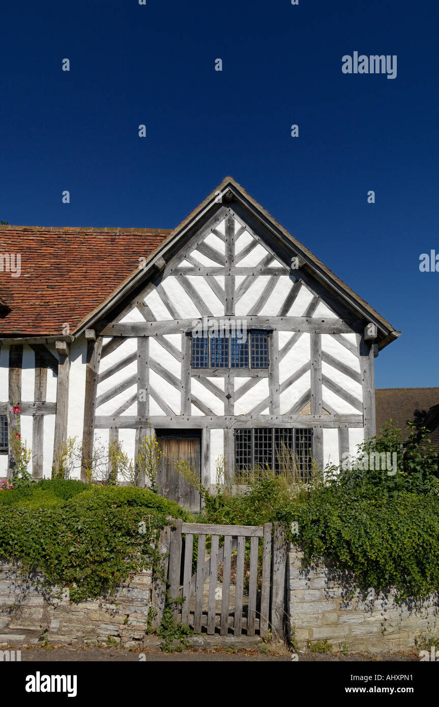 Elizabethan era farm hi-res stock photography and images - Alamy