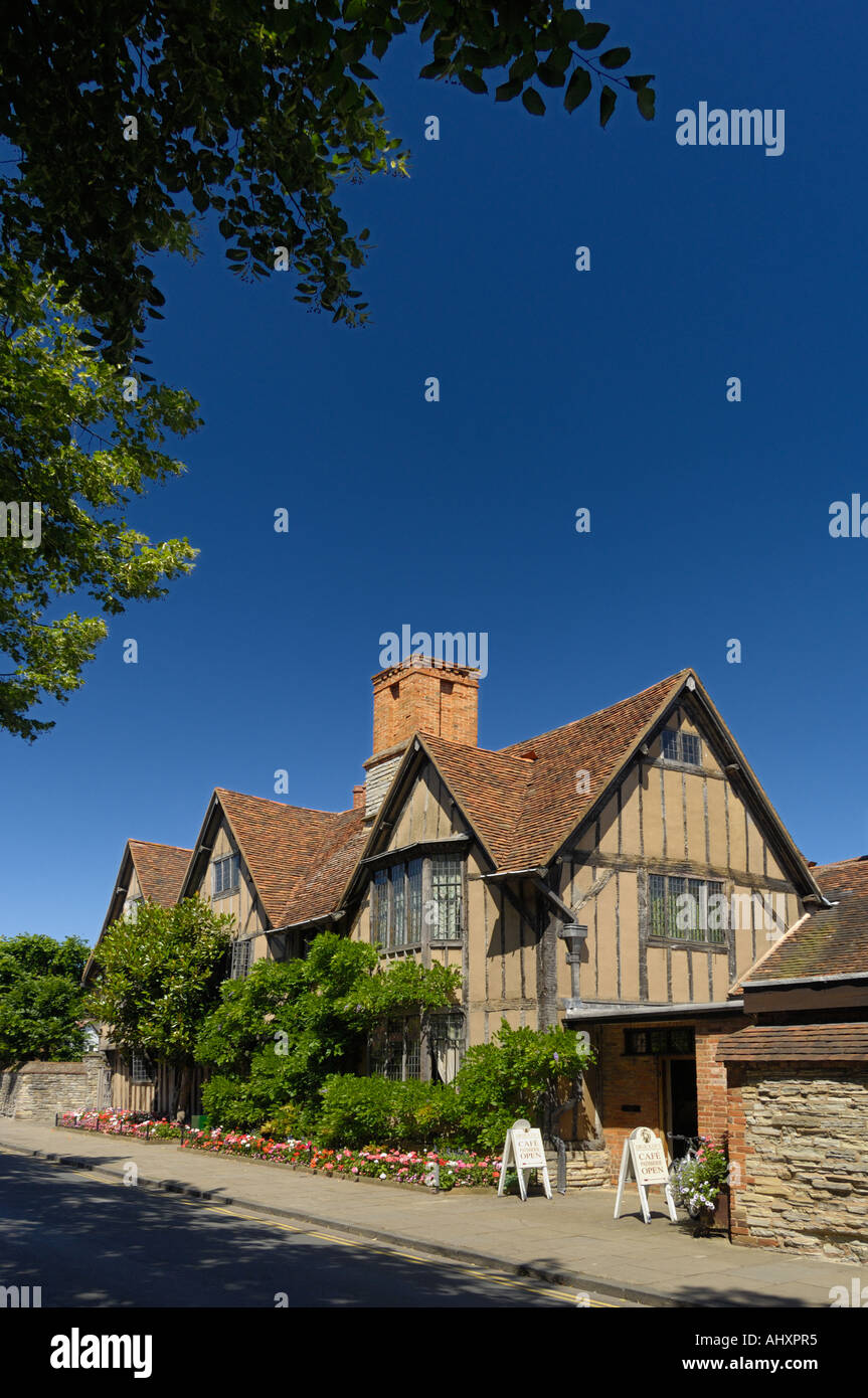Halls croft Shakespeares daughters house Stratford on Avon England ...