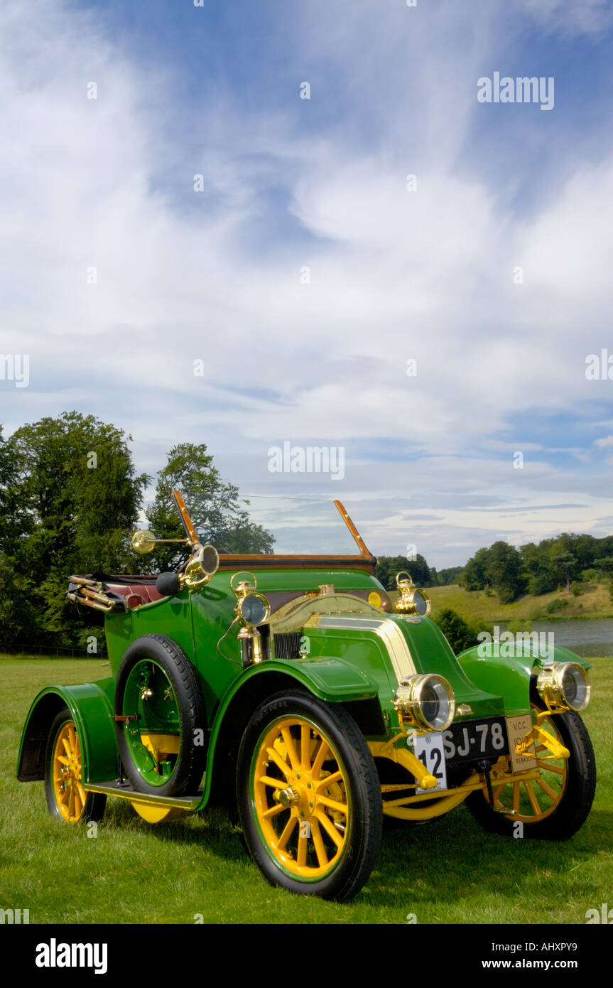 Oldest renault hi-res stock photography and images - Alamy