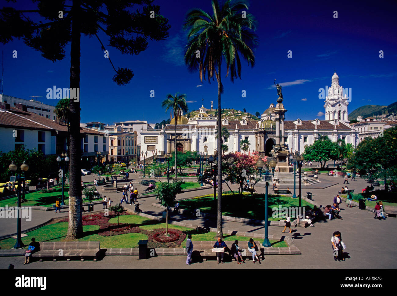 Ecuadorans, Ecuadoran, people, Metropolitan Cathedral, Plaza de la ...