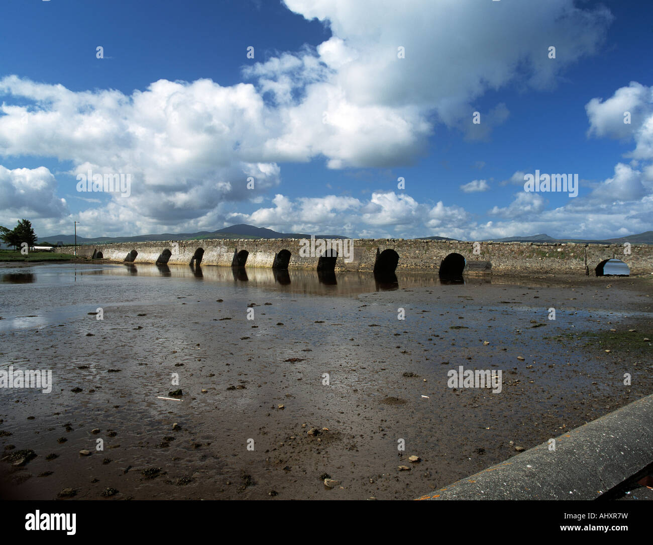 ireland county donegal, malin village 10 eye road bridge over river sea ...