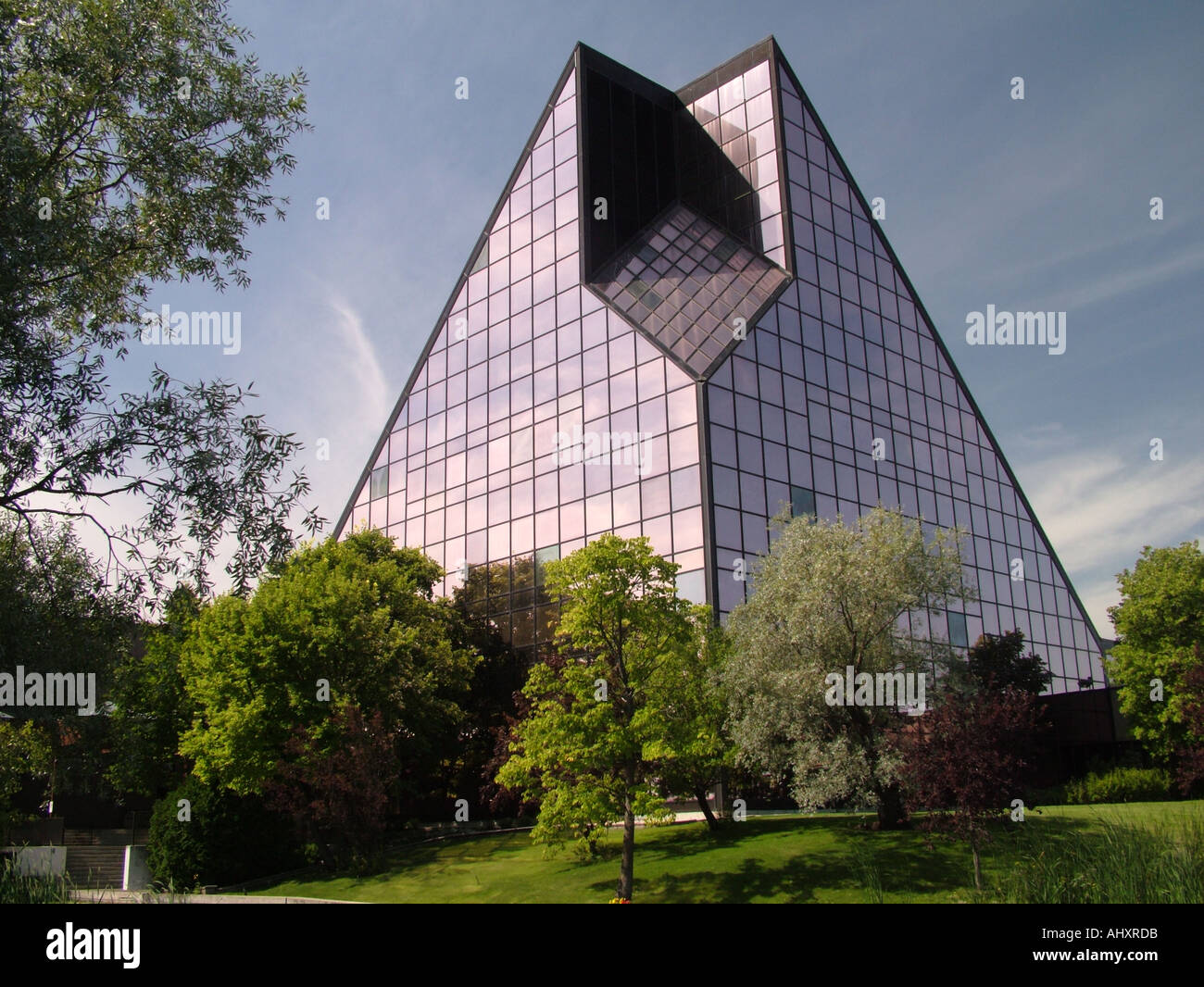 Royal canadian mint winnipeg hi-res stock photography and images - Alamy