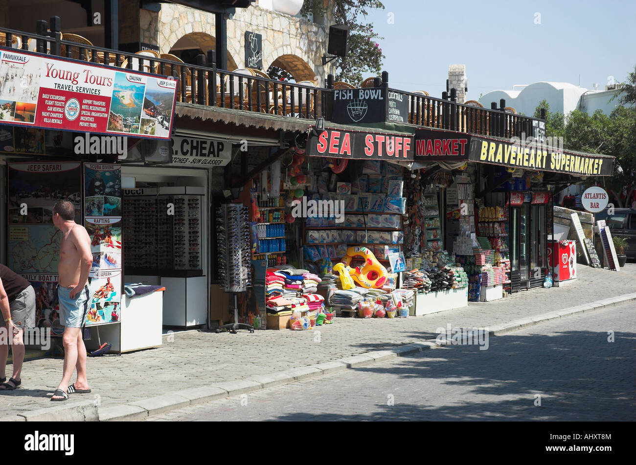 Street turkey hi-res stock photography and images - Alamy