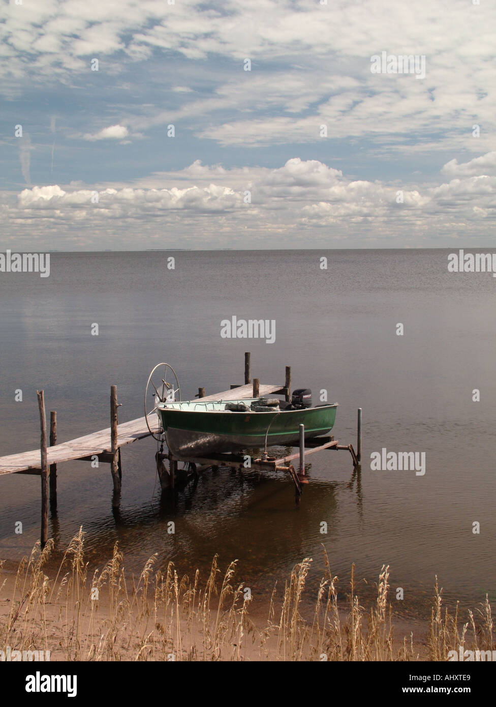 Garrison lake hi-res stock photography and images - Alamy