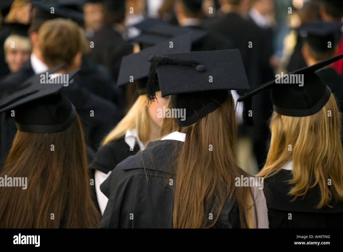 freshman Students on their first day in oxford on matriculation day ...