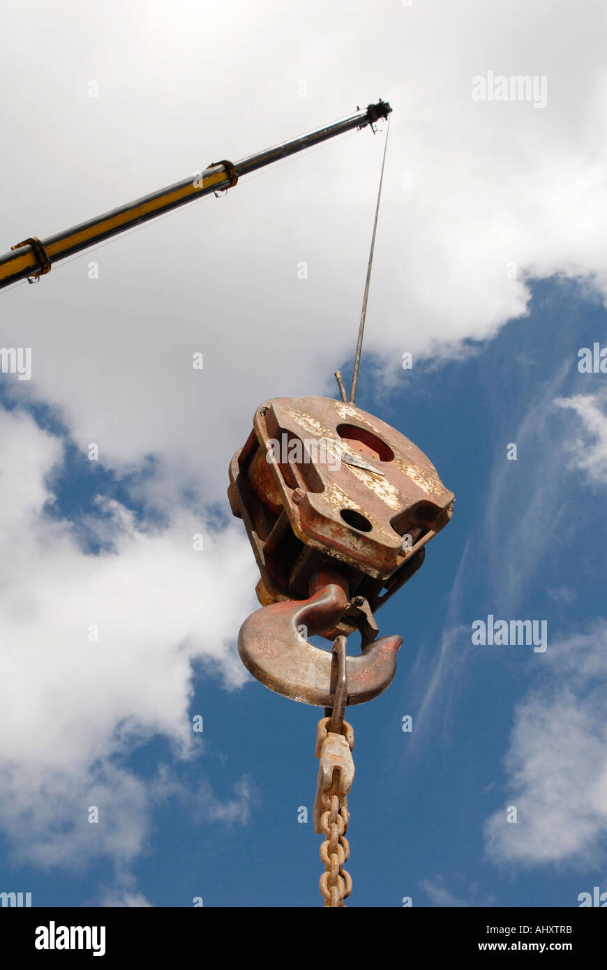 Metal hoist hi-res stock photography and images - Alamy