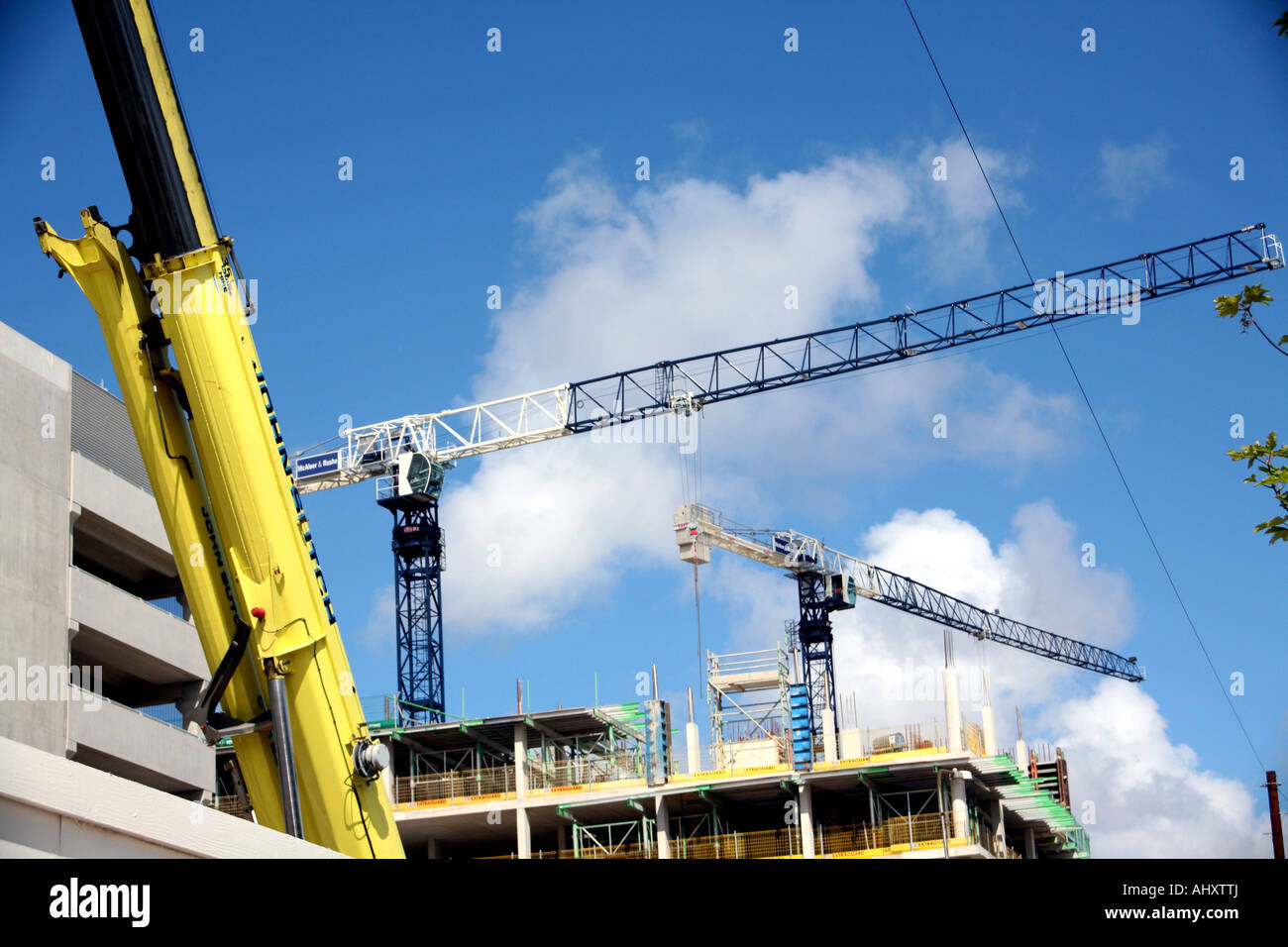 Cranes over Liverpool One/Paradise Project construction site in ...