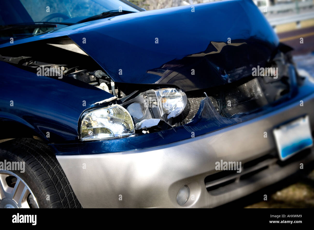 Wrecked automobile hi-res stock photography and images - Alamy