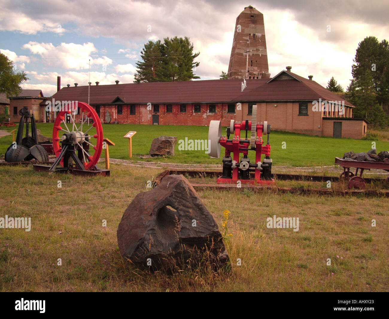 Cliffs shaft mining museum hi-res stock photography and images - Alamy
