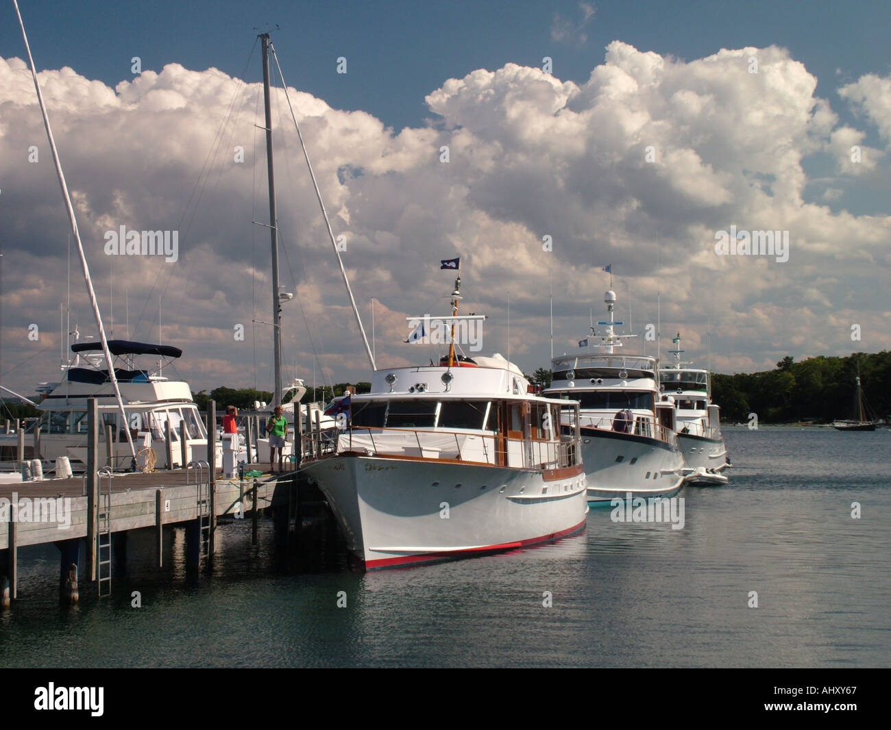 Harbor springs hi-res stock photography and images - Alamy