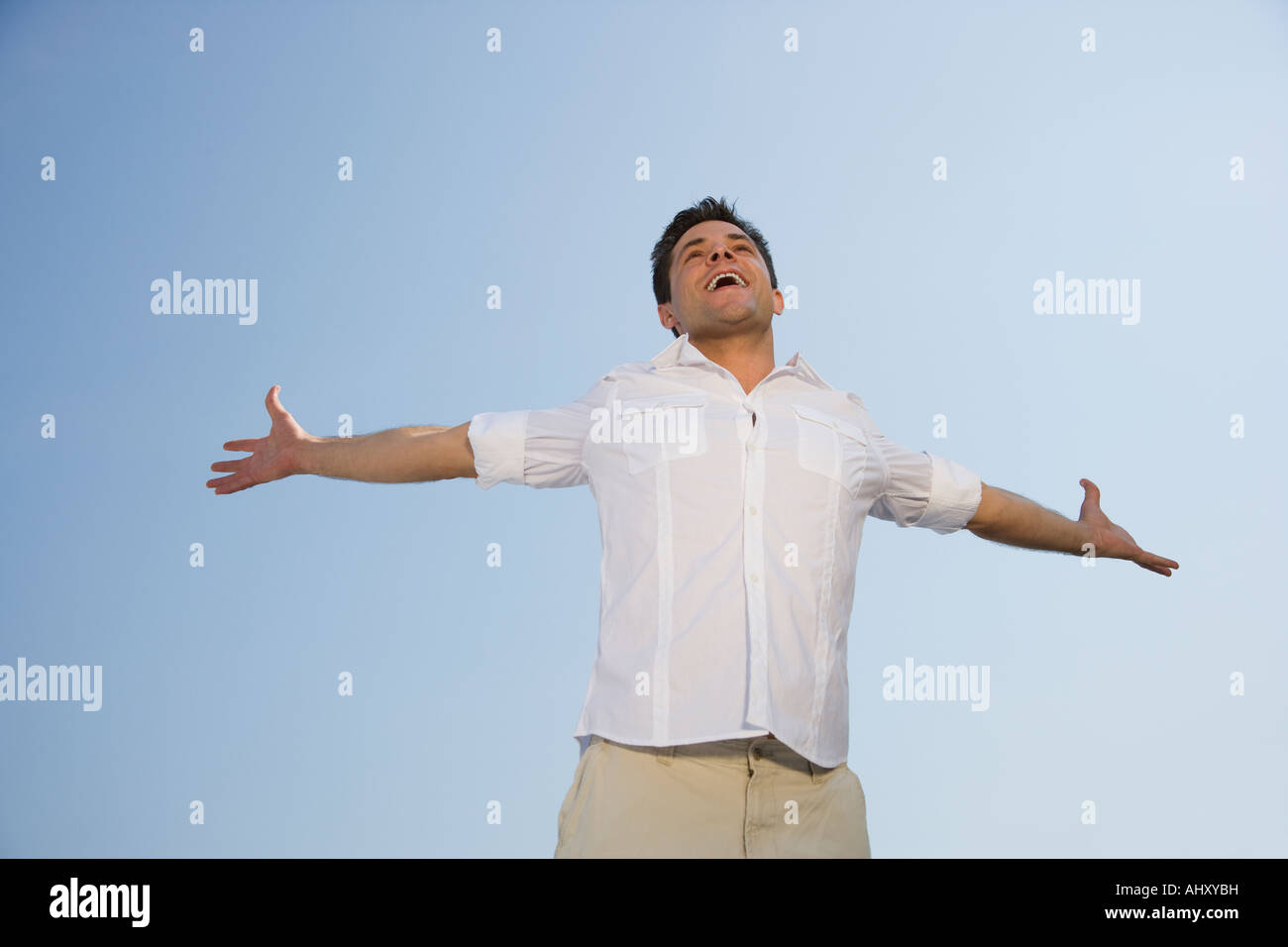 Arms Open Gesture High Resolution Stock Photography and Images - Alamy