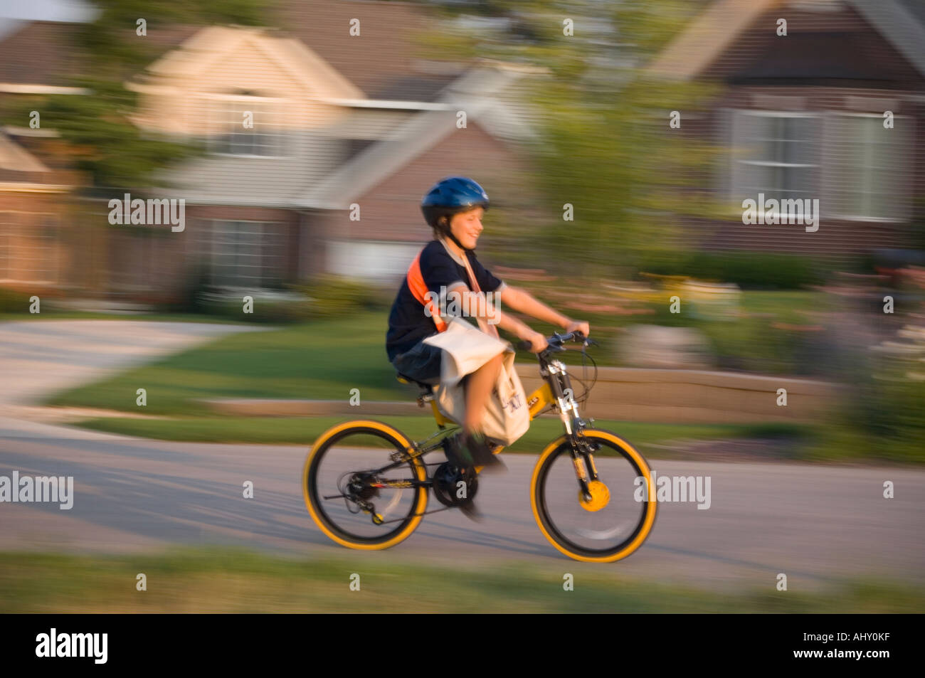 Delivering newspapers hi-res stock photography and images - Alamy