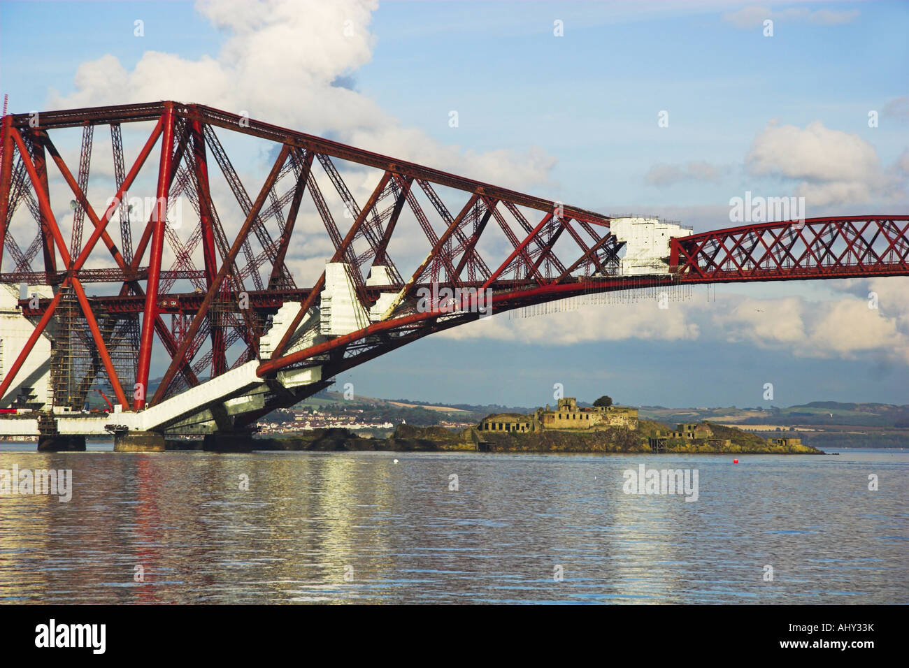 Inchgarvie Forth Rail Bridge Stock Photo - Alamy