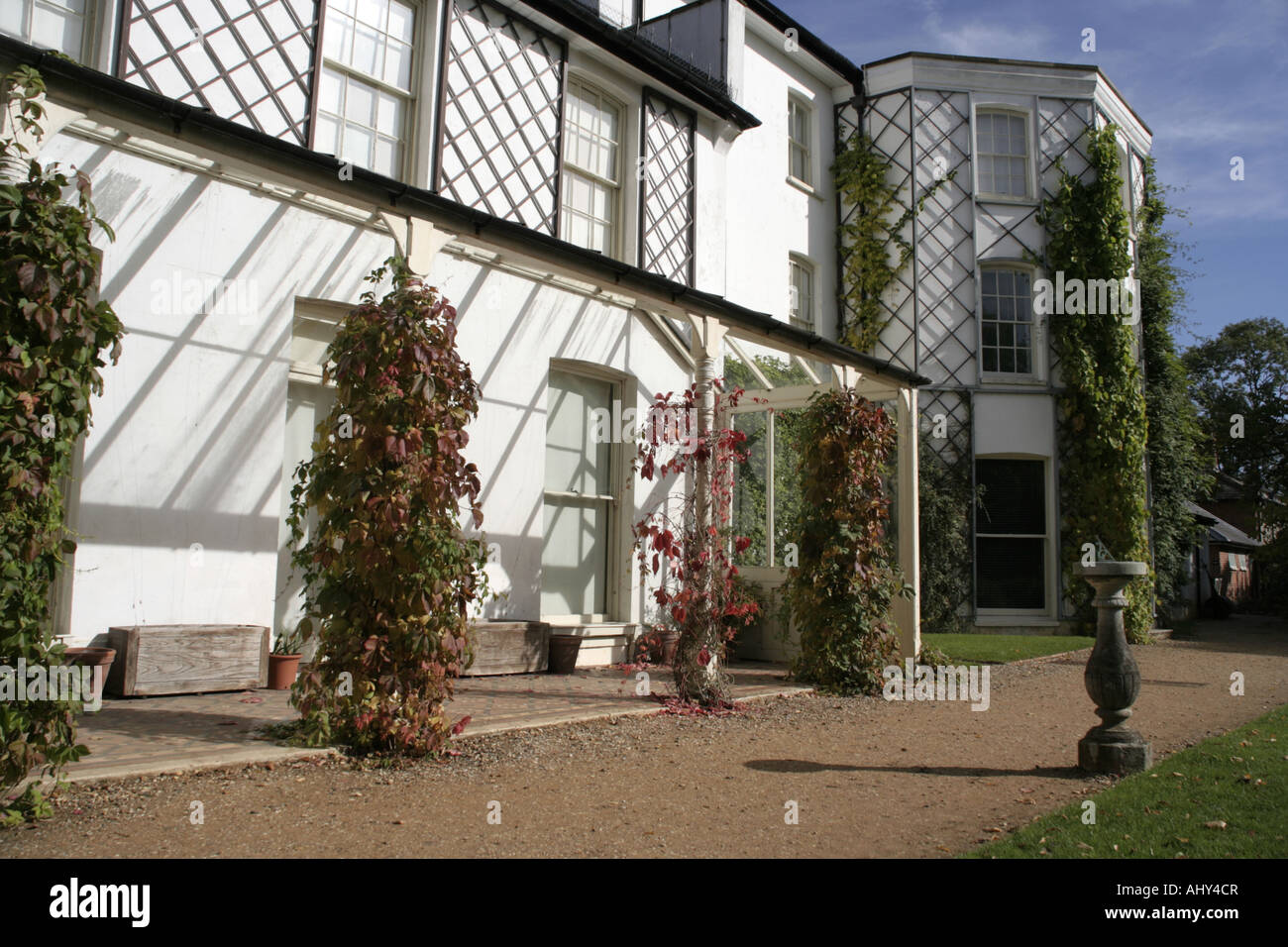 Charles darwin family hi-res stock photography and images - Alamy