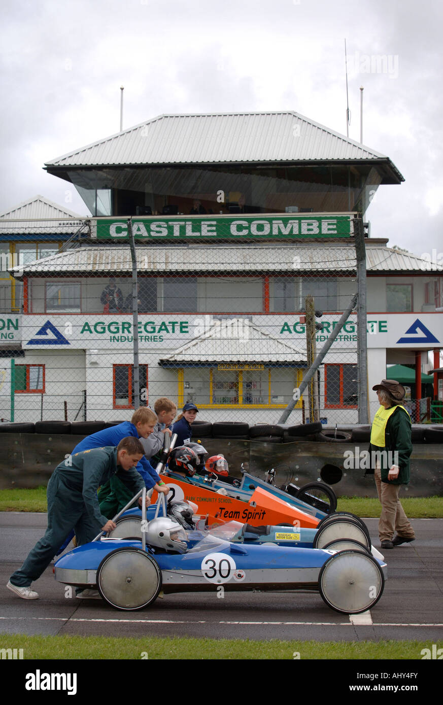 GREENPOWER ELECTRIC CAR RACING FOR SCHOOLS AT THE CASTLE COMBE CIRCUIT ...