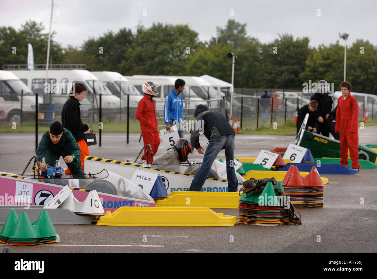 GREENPOWER ELECTRIC CAR RACING FOR SCHOOLS AT THE CASTLE COMBE CIRCUIT ...
