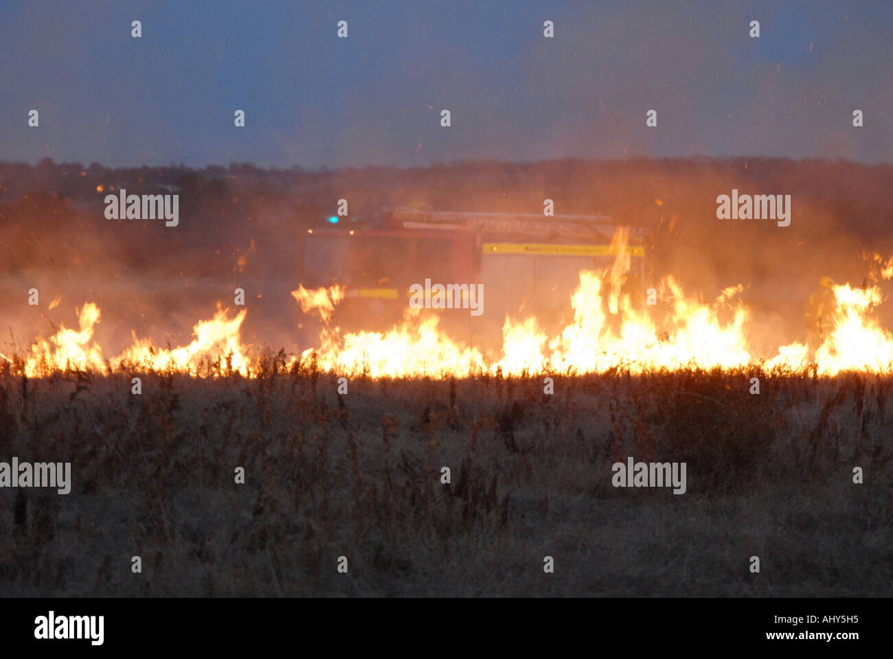 Crop fires hi-res stock photography and images - Alamy