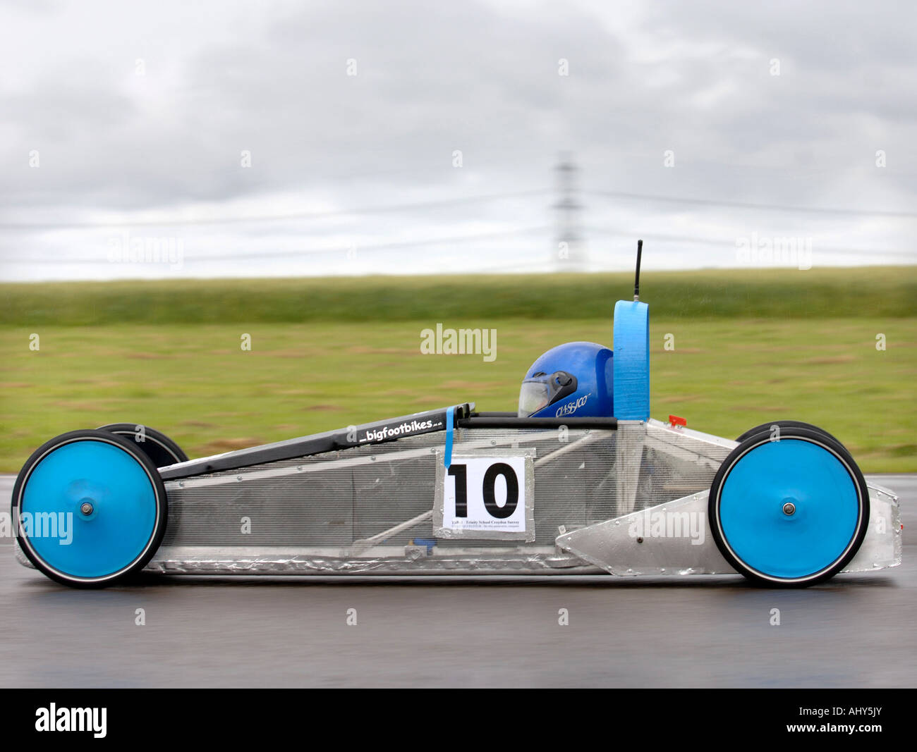 GREENPOWER ELECTRIC CAR RACING FOR SCHOOLS AT THE CASTLE COMBE CIRCUIT ...