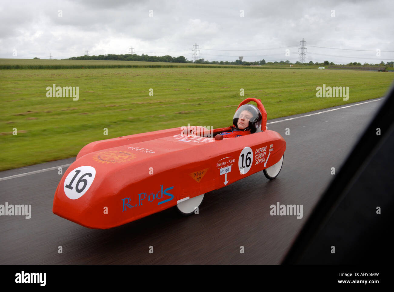 GREENPOWER ELECTRIC CAR RACING FOR SCHOOLS AT THE CASTLE COMBE CIRCUIT ...
