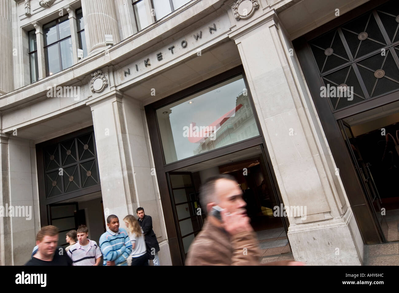 Niketown store hi-res stock photography and images - Alamy