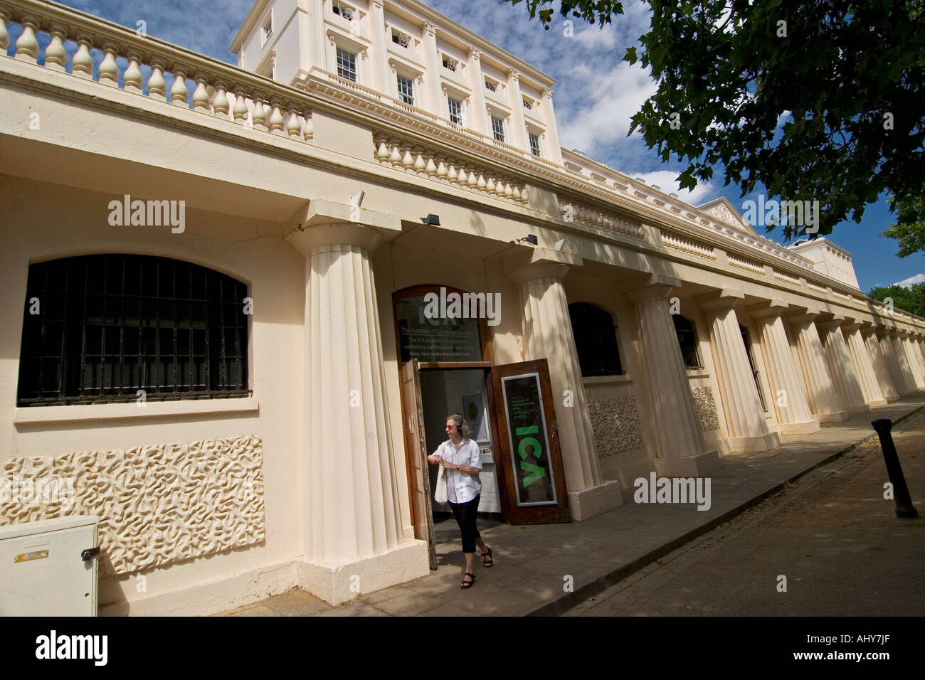 Institute of Contemporary Arts The Mall London Stock Photo - Alamy