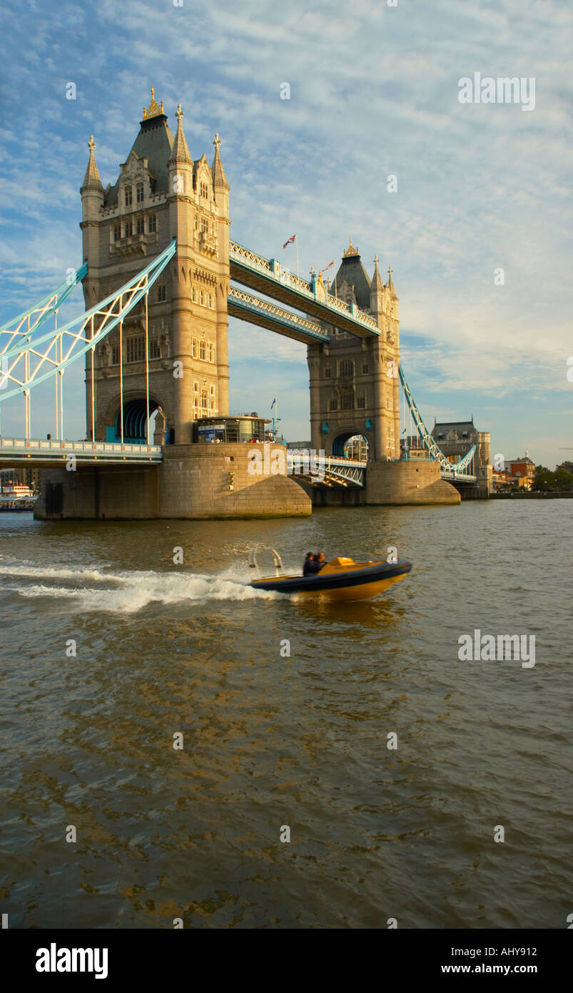 Adobe london hi-res stock photography and images - Alamy