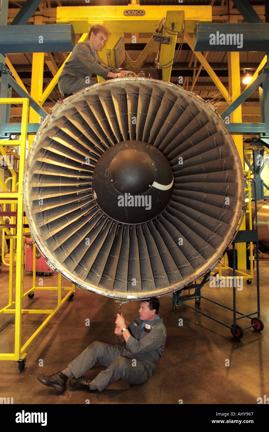 Pratt whitney jet engine on hi-res stock photography and images - Alamy