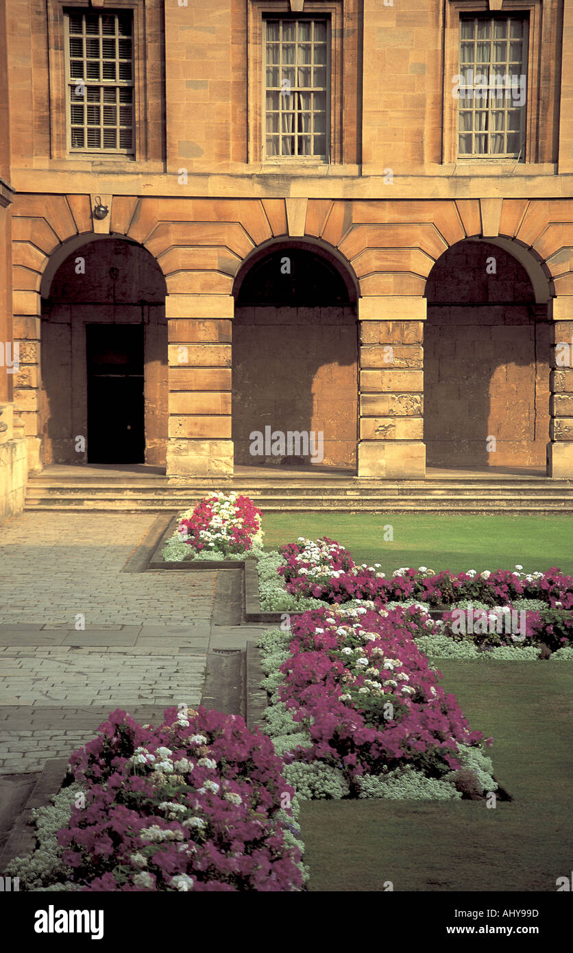 Queens college quad hi-res stock photography and images - Alamy