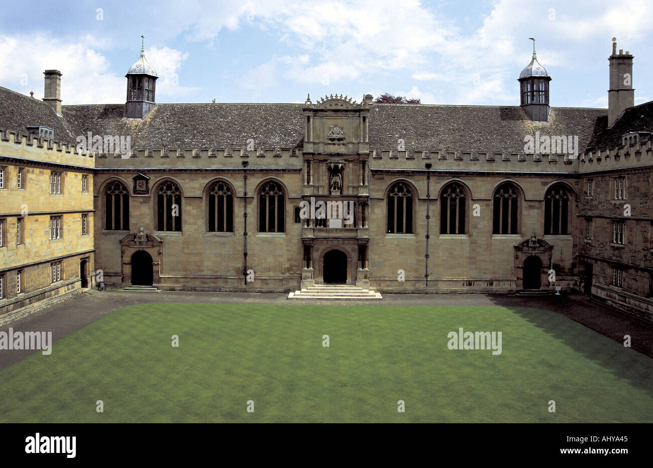 Wadham college university of oxford hi-res stock photography and images ...