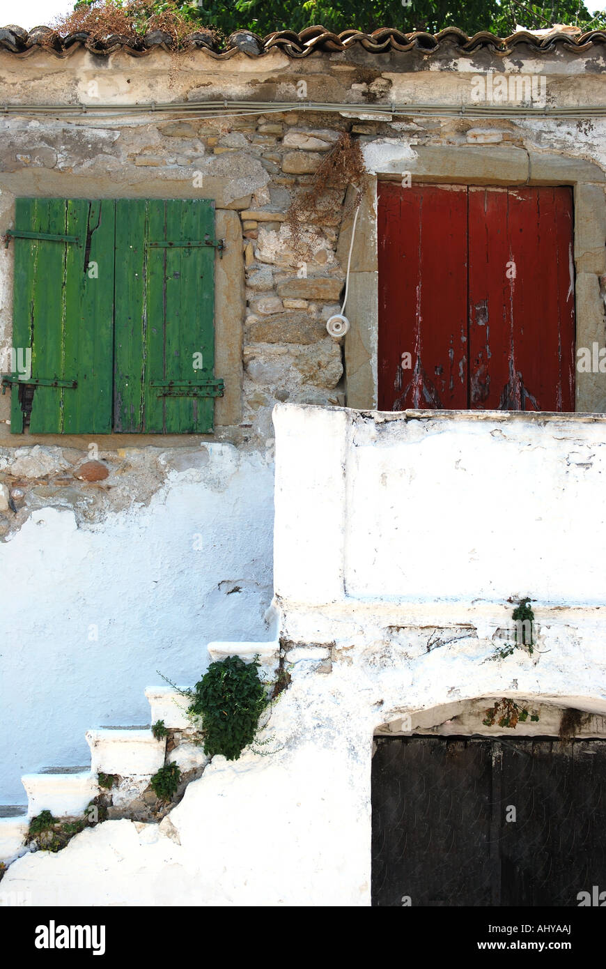 Whitewashed house, Benitses Old Town, Corfu, Ionian Islands, Greece ...
