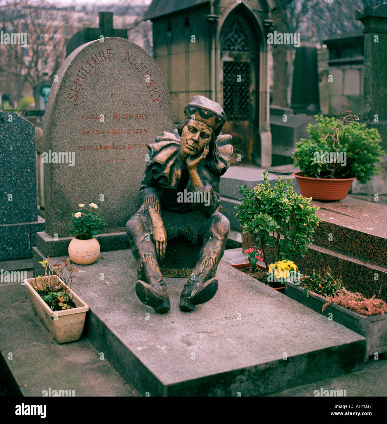 The grave of the Russian dancer and choreographer Vaslav Nijinsky in ...