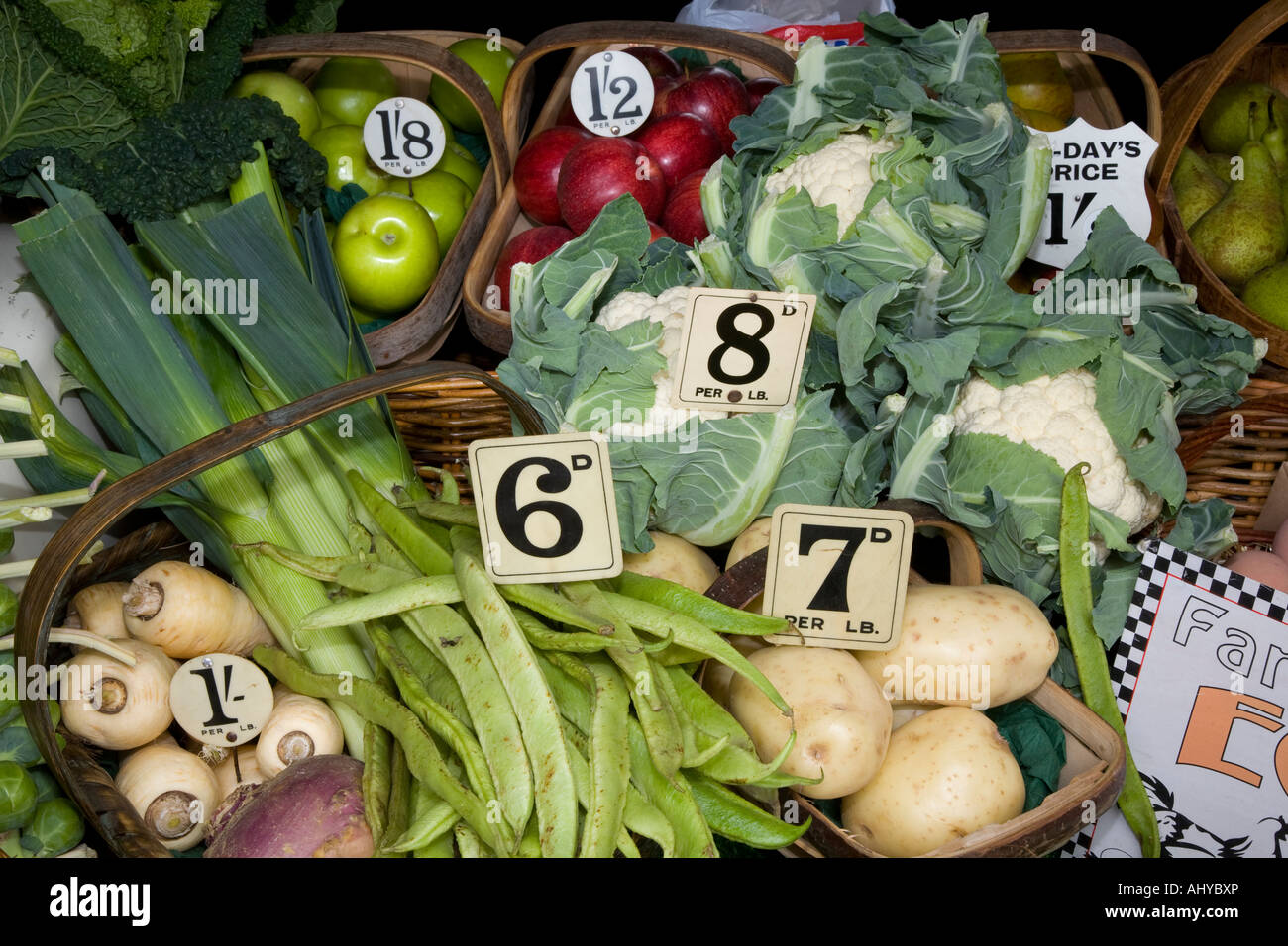 "Old Money" Various mixed selections of Organic Vegetables with ...